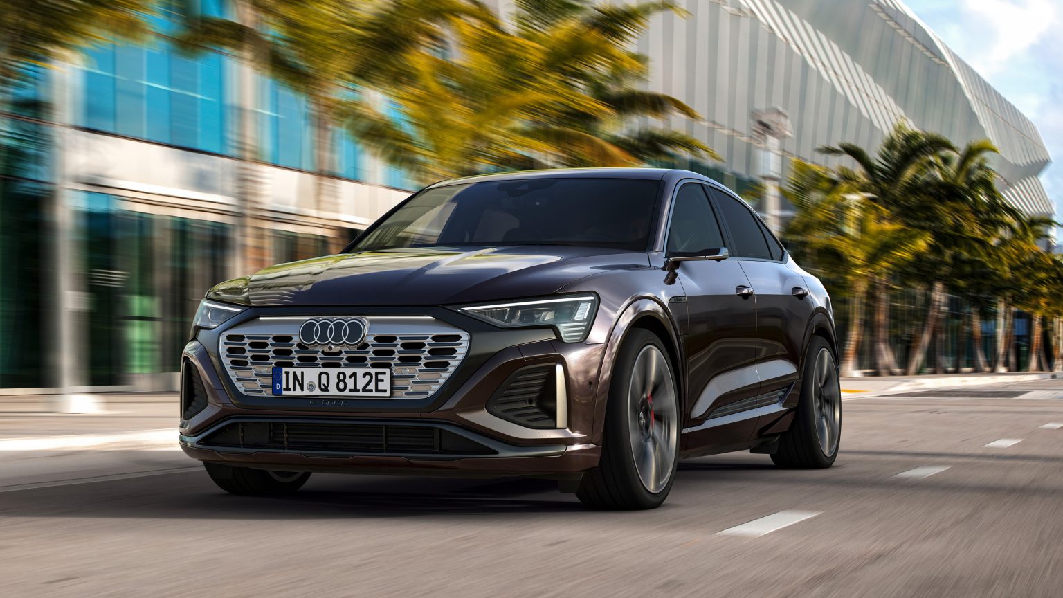 Exciting 2024 Audi Q8 and SQ8 Facelift Unveiled, Featuring Laser High ...