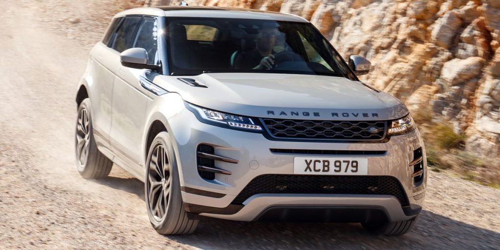 The Evolution of Minimalism: The 2024 Range Rover Evoque's Reductive ...
