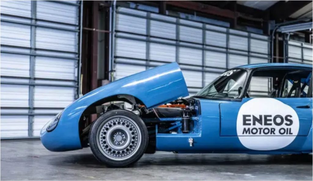 Exploring the 2JZ-Powered Jaguar E-Type and Twin-Engine Nissan 350Z ...