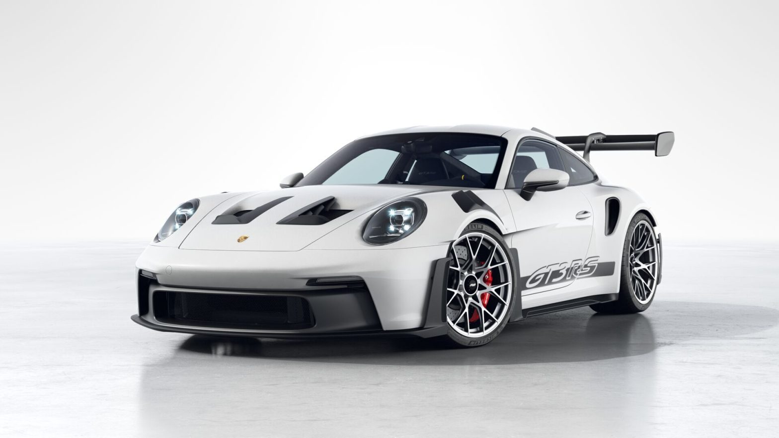Unleashing the Porsche 911 GT3 RS: A Ferocious Road Beast with Track ...
