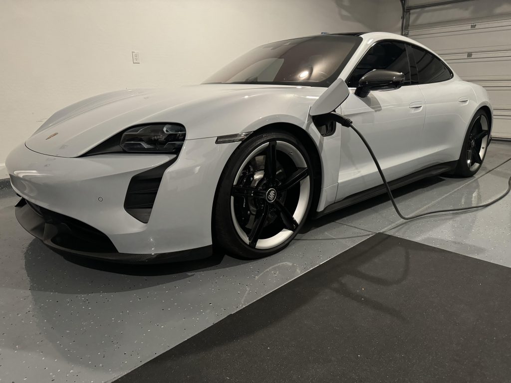 Porsche Taycan: Tiny Tweaks for Monstrous Efficiency - DAX Street Porsche Taycan: Tiny Tweaks for Monstrous Efficiency - DAX Street