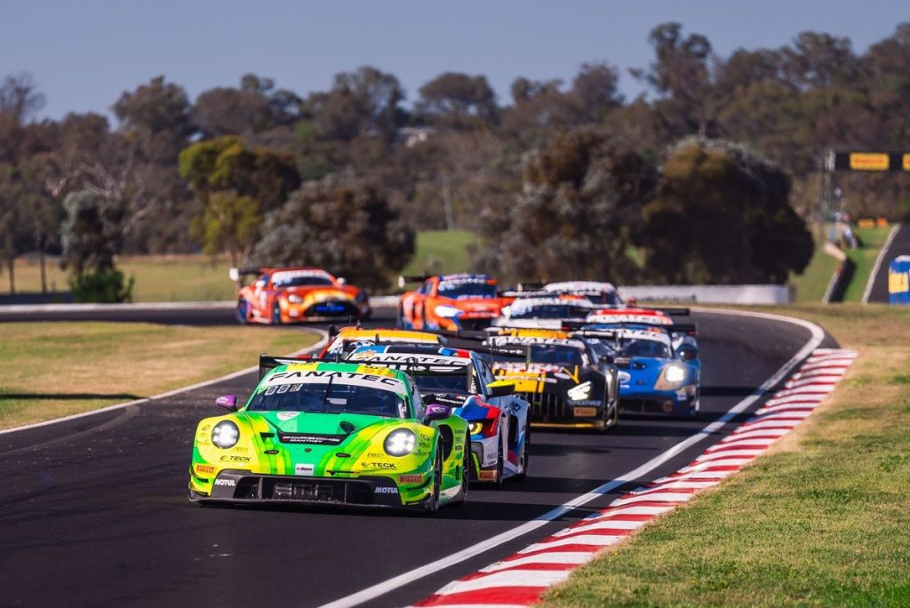 Porsche Wins Over Mercedes in Rainy Bathurst 12 Hour Race - DAX Street