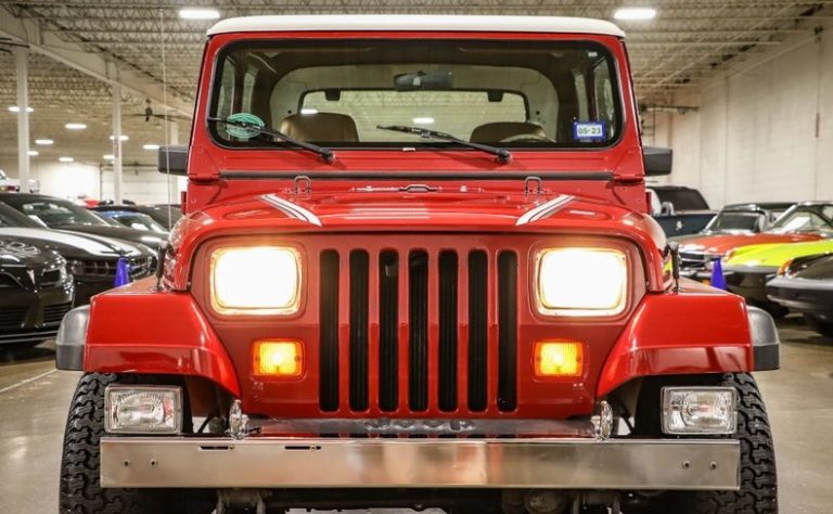 Classic 1987 Jeep Wrangler YJ: Iconic Design and Off-Road Performance ...