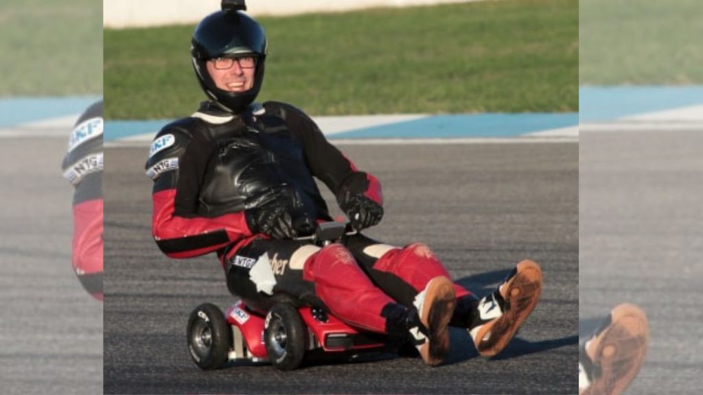 E-Bobby-Car: World's Fastest Kiddie Car Record Breaker - DAX Street