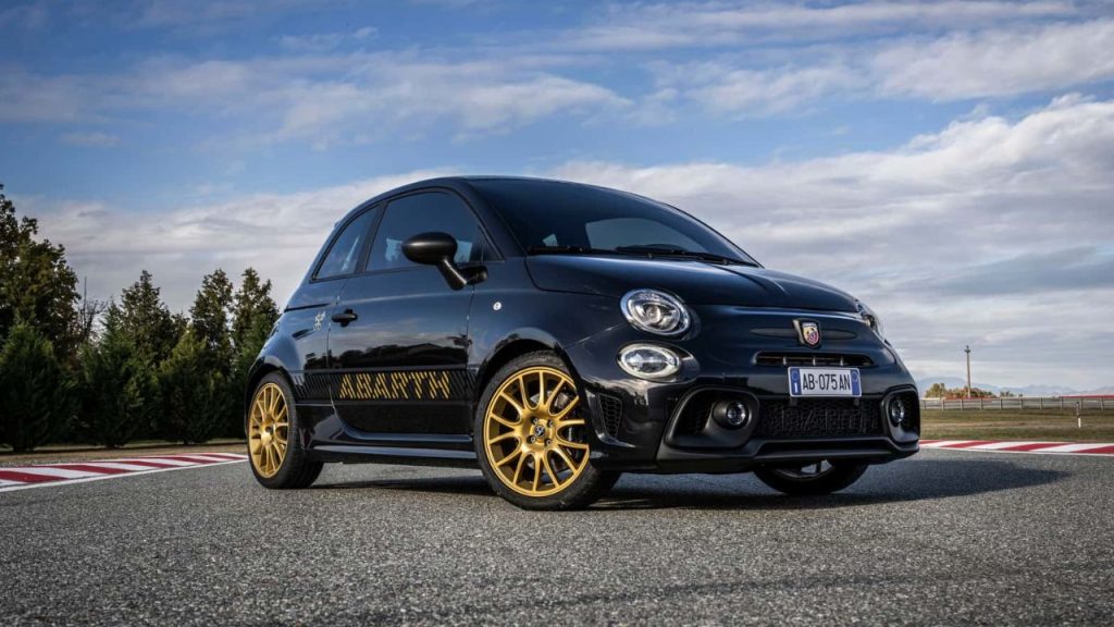 Limited Edition Abarth 695 75° Anniversario: Gold Wheels and Iconic ...
