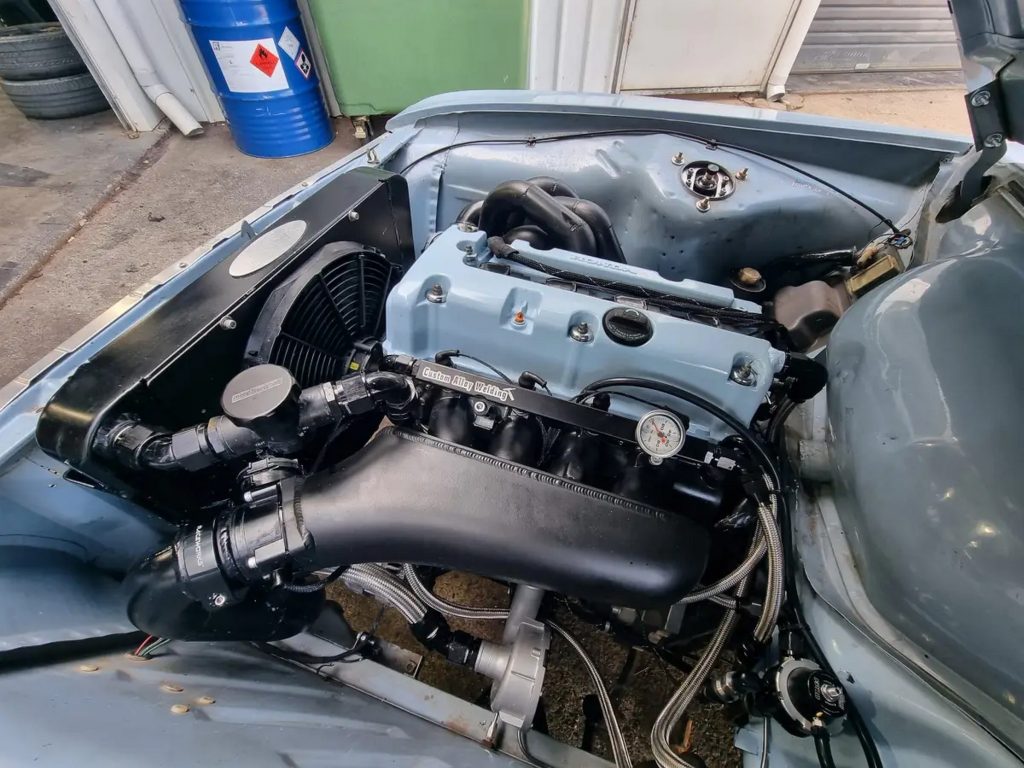 SAKAZ Customs' Hillman Hunter: Classic Look, Modern Power Upgrade - DAX ...