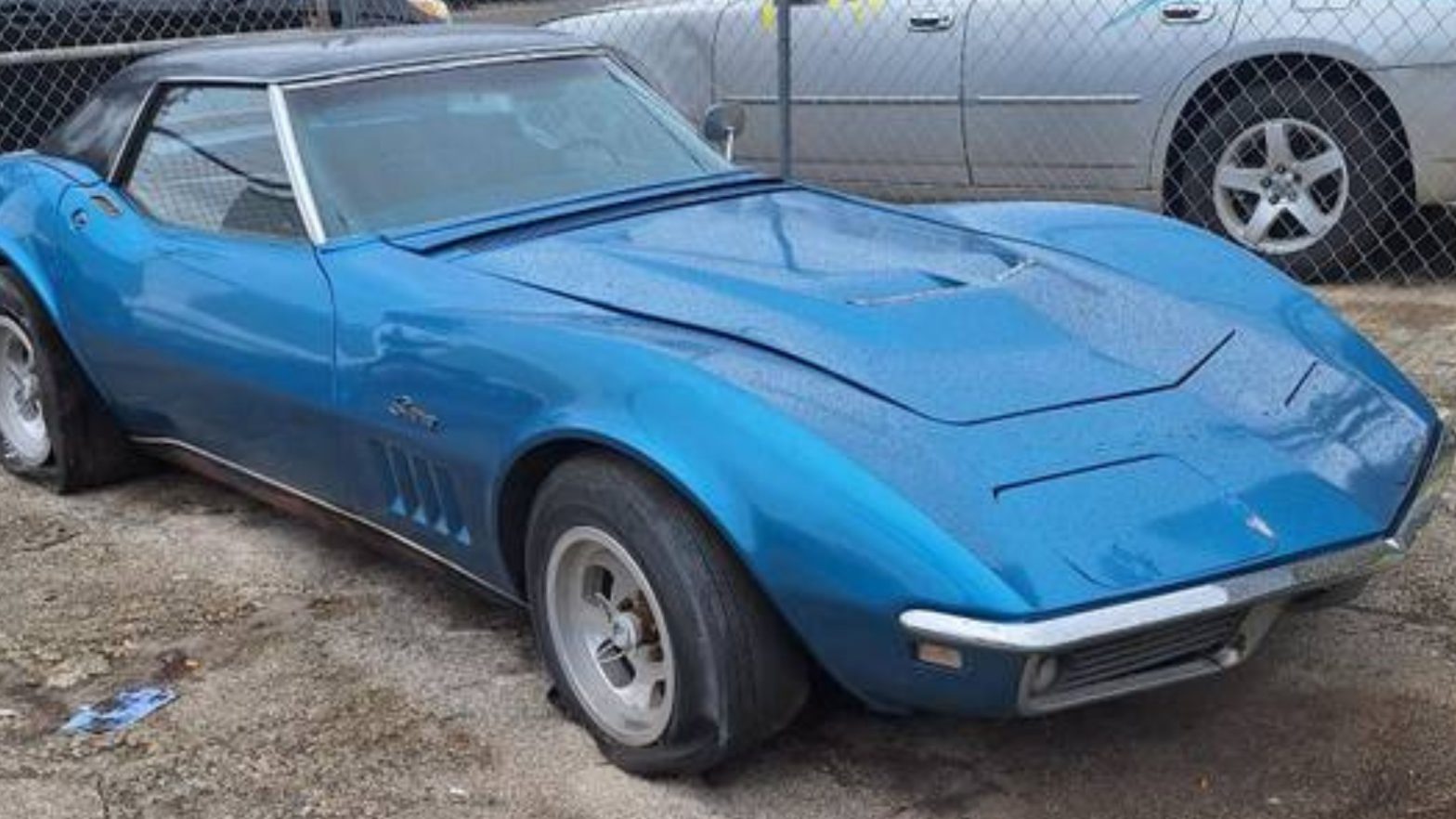 1968 Corvette Restoration Find: Mystery and Potential Await - DAX Street