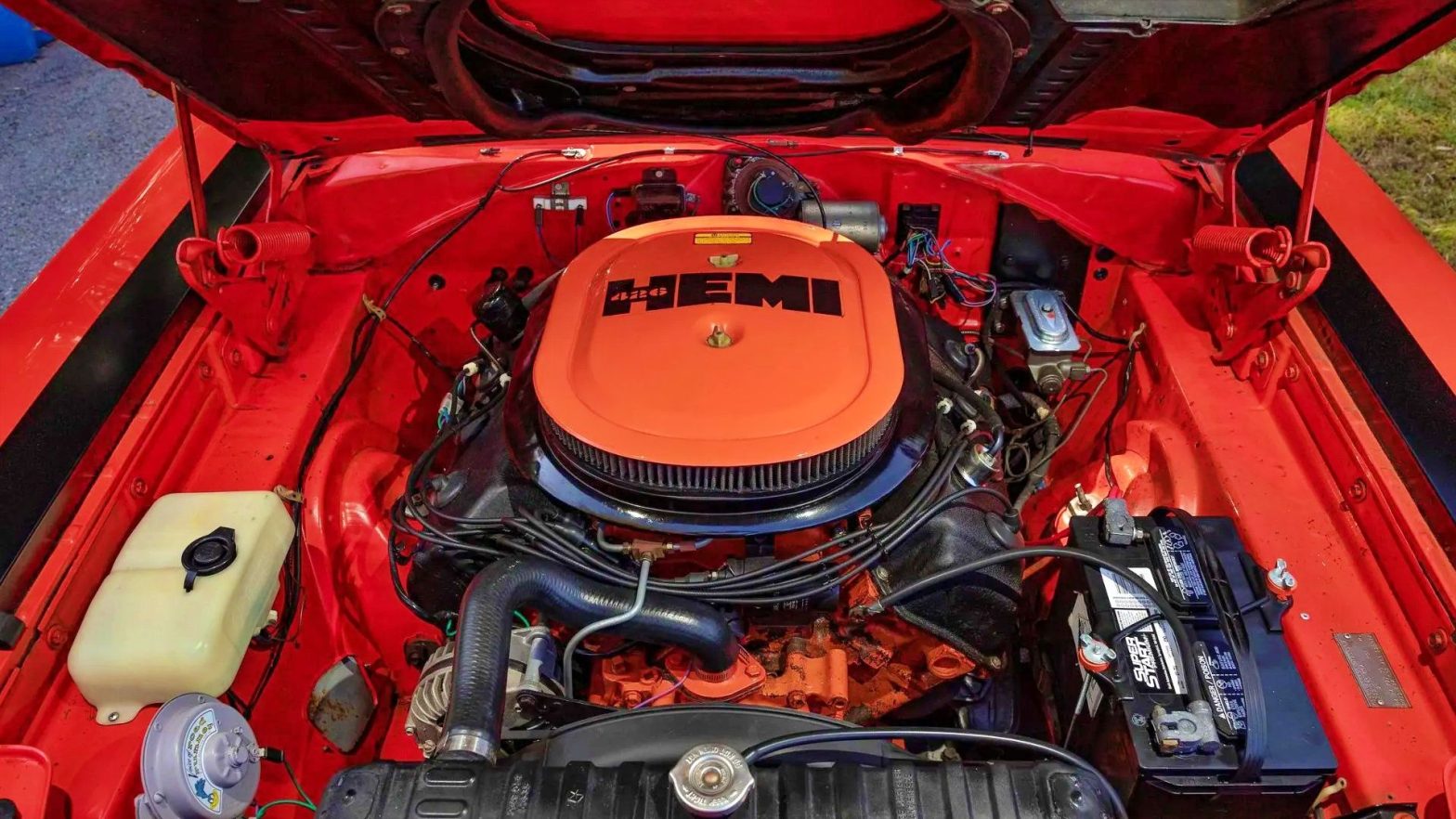 The Rise of the Plymouth Road Runner as the Ultimate Muscle Car of the ...