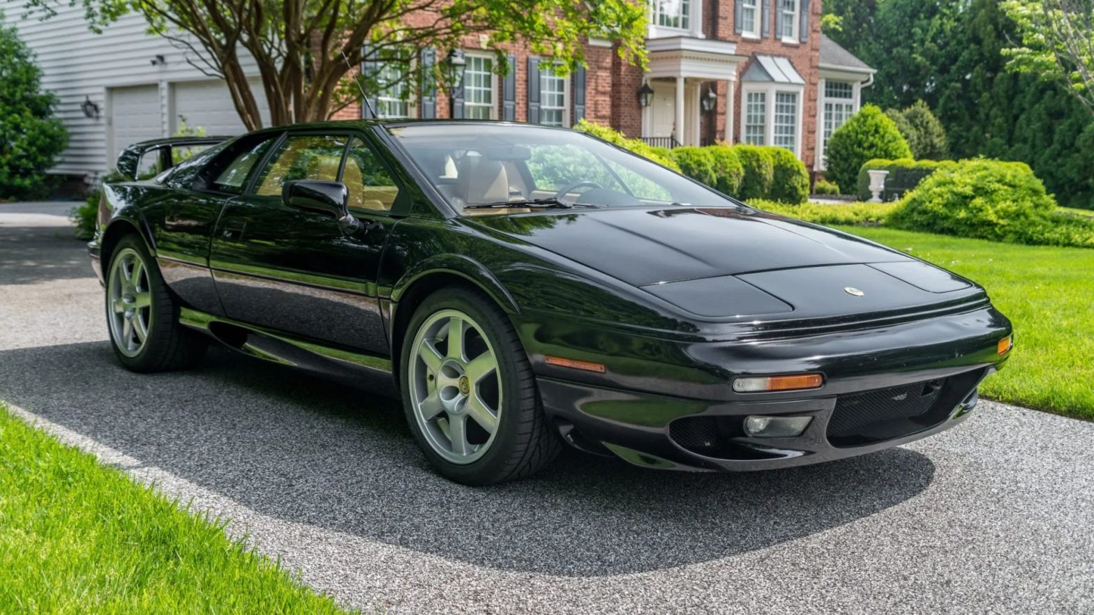 10 Reasons Why the Lotus Esprit Is Worth Buying Right Now - DAX Street