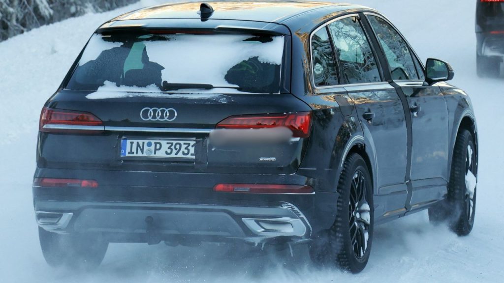 Audi Q9: Flagship Crossover Testing and Future Innovations Revealed ...