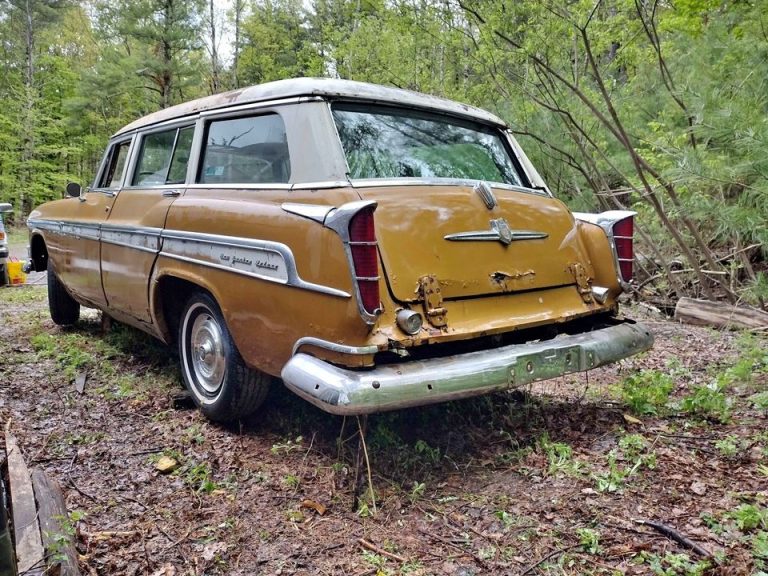 Chrysler New Yorker: Iconic Luxury Classic Car Revived - DAX Street