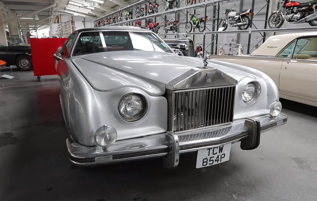 Custom Cloud: The Unique Blend of Chevrolet and Rolls-Royce in ...