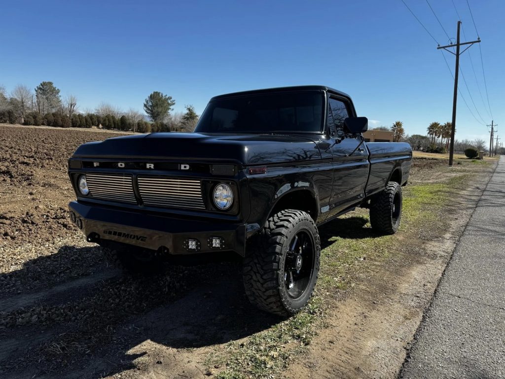 Customized 1975 Ford F-250: Performance Redefined - DAX Street