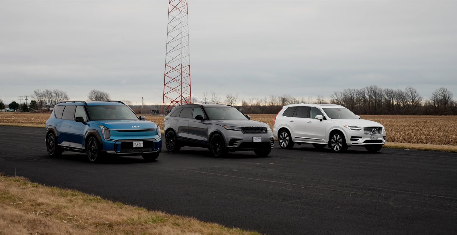 Electric SUV Drag Race: Kia EV9 vs Volvo XC90 T8 vs Range Rover Velar - DAX Street