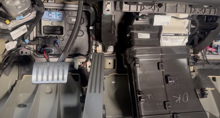 Exploring the Tesla Cybertruck: Disassembly Reveals Innovative ...