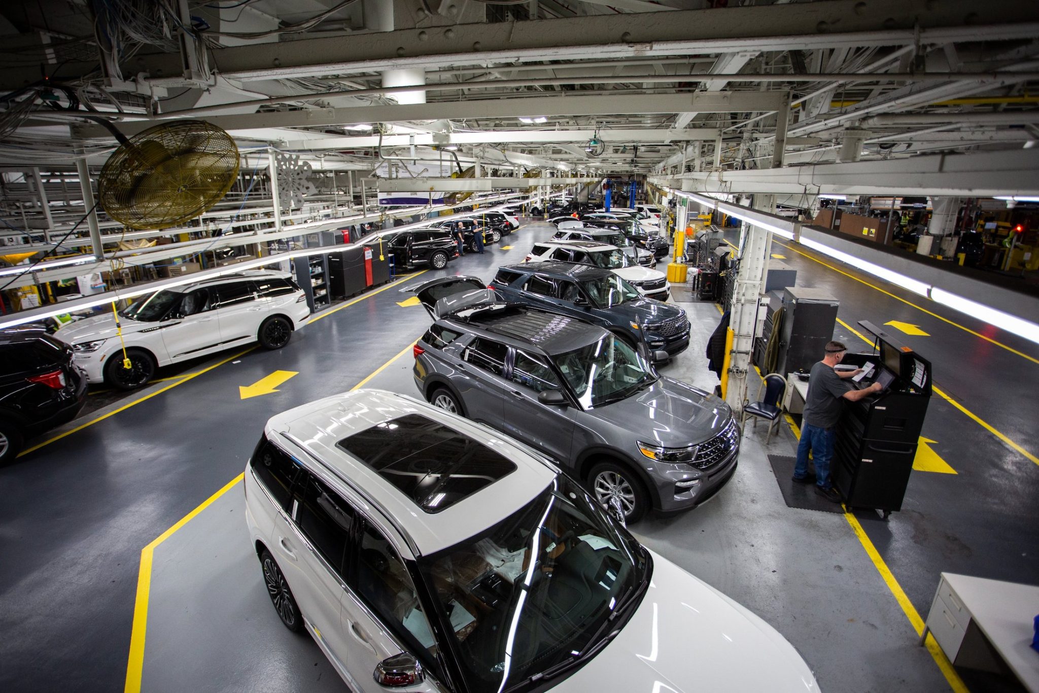 Ford's Chicago Assembly Plant: A Century of Automotive Legacy - DAX Street