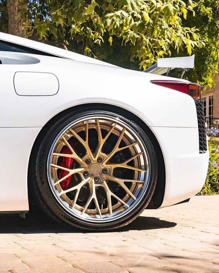 Iconic Lexus LFA: Rare Gem Still Turns Heads - DAX Street