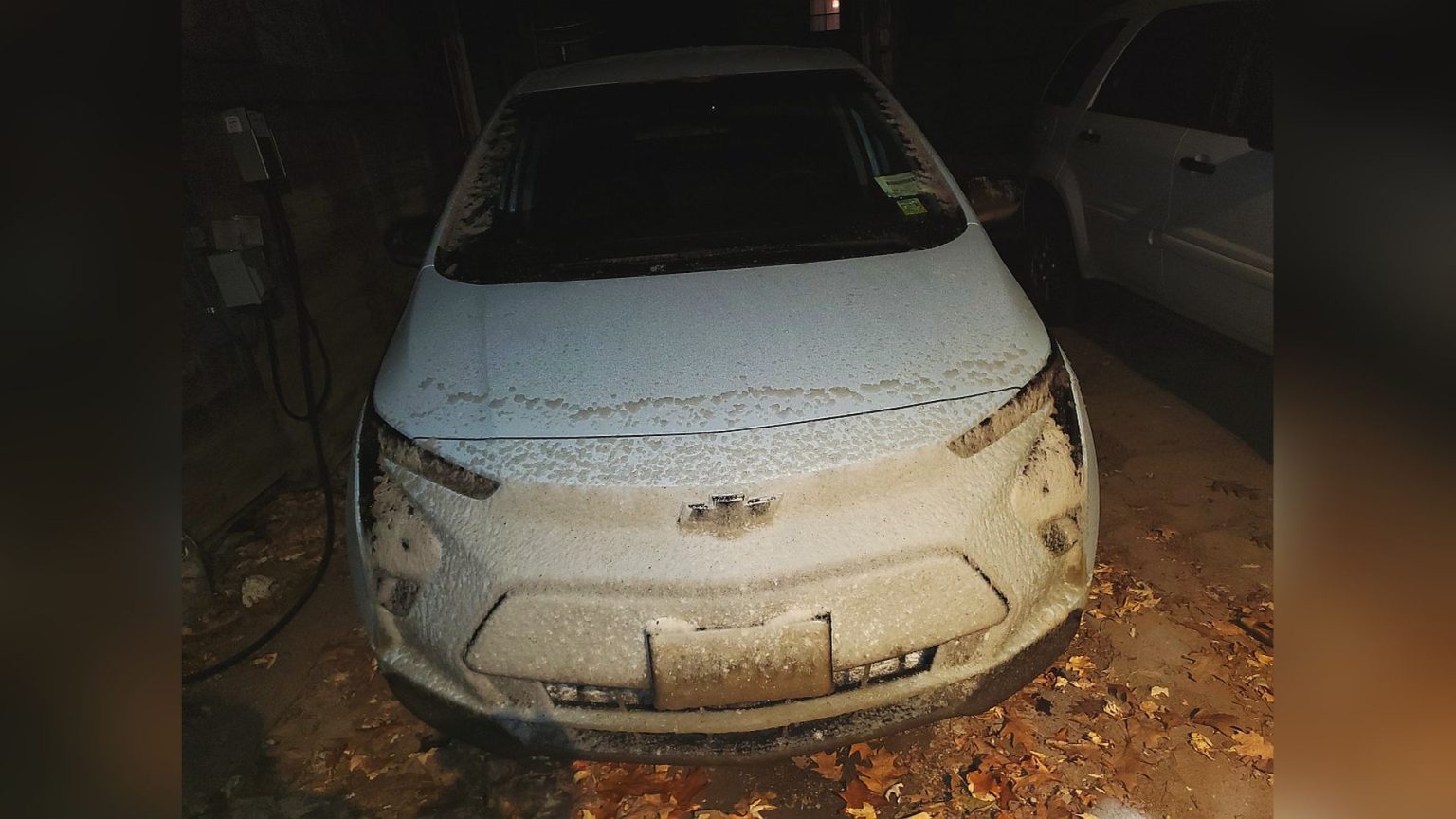 LED Headlight Woes: Tesla Cybertruck Snow Accumulation - DAX Street