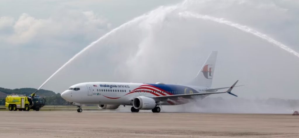 Malaysia Airlines Selects Collins Aerospace for 737 MAX Support - DAX ...