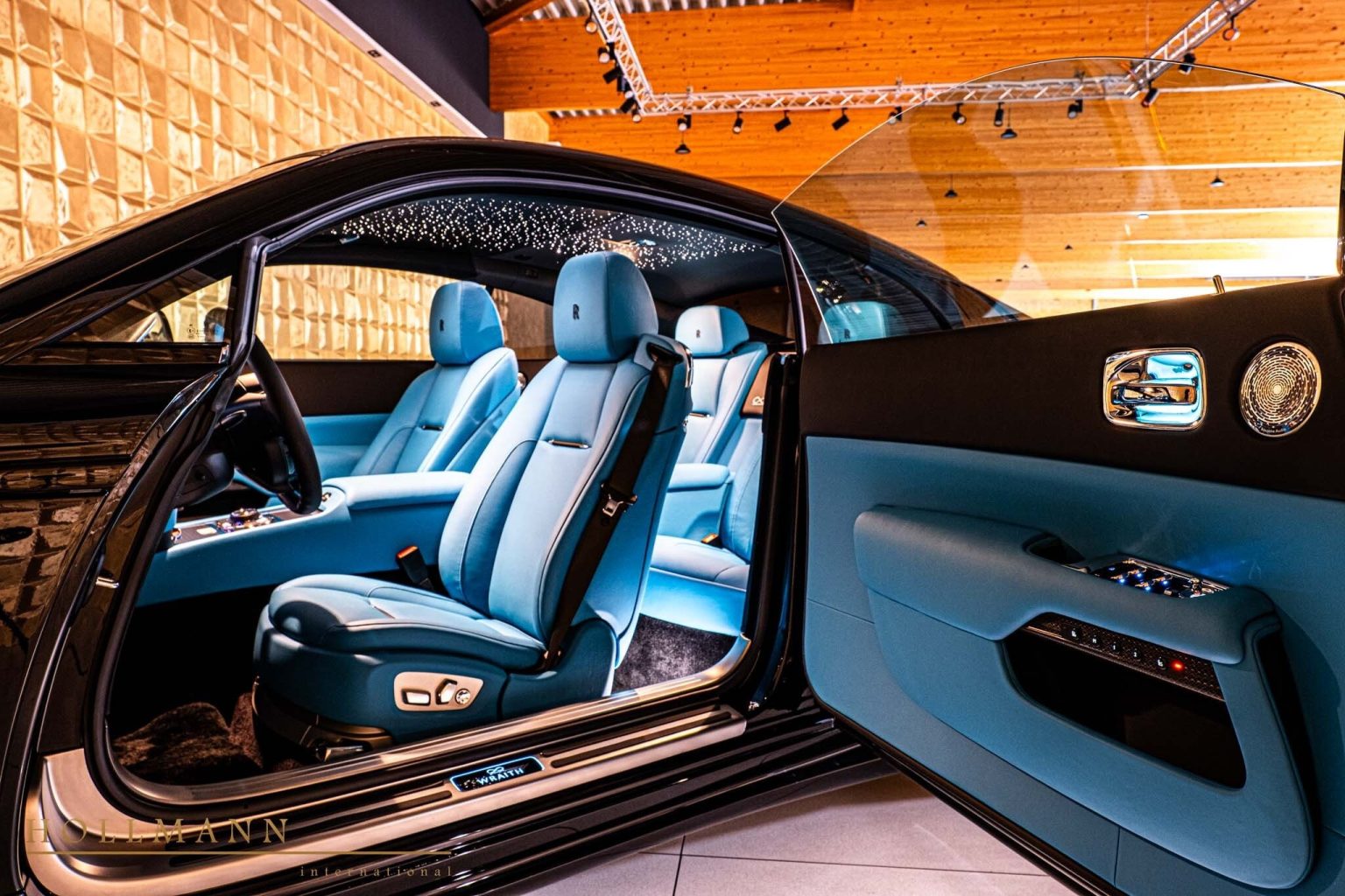 Rolls-Royce Wraith: Legacy and Luxury in Aftermarket Spotlight - DAX Street