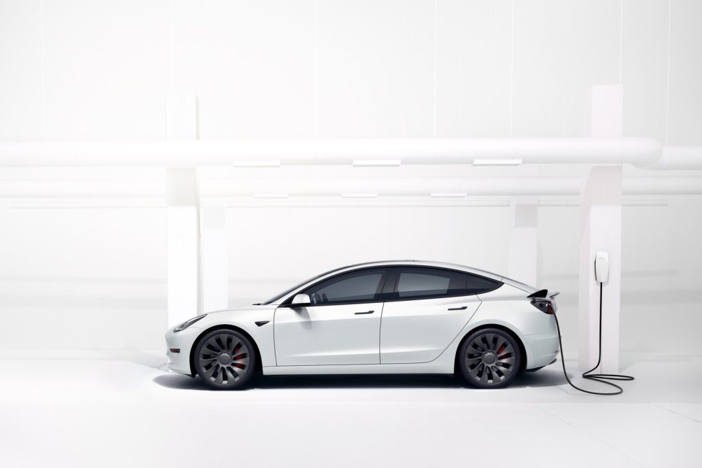 Tesla's Battery Evolution: From LFP Retrofits to Performance ...