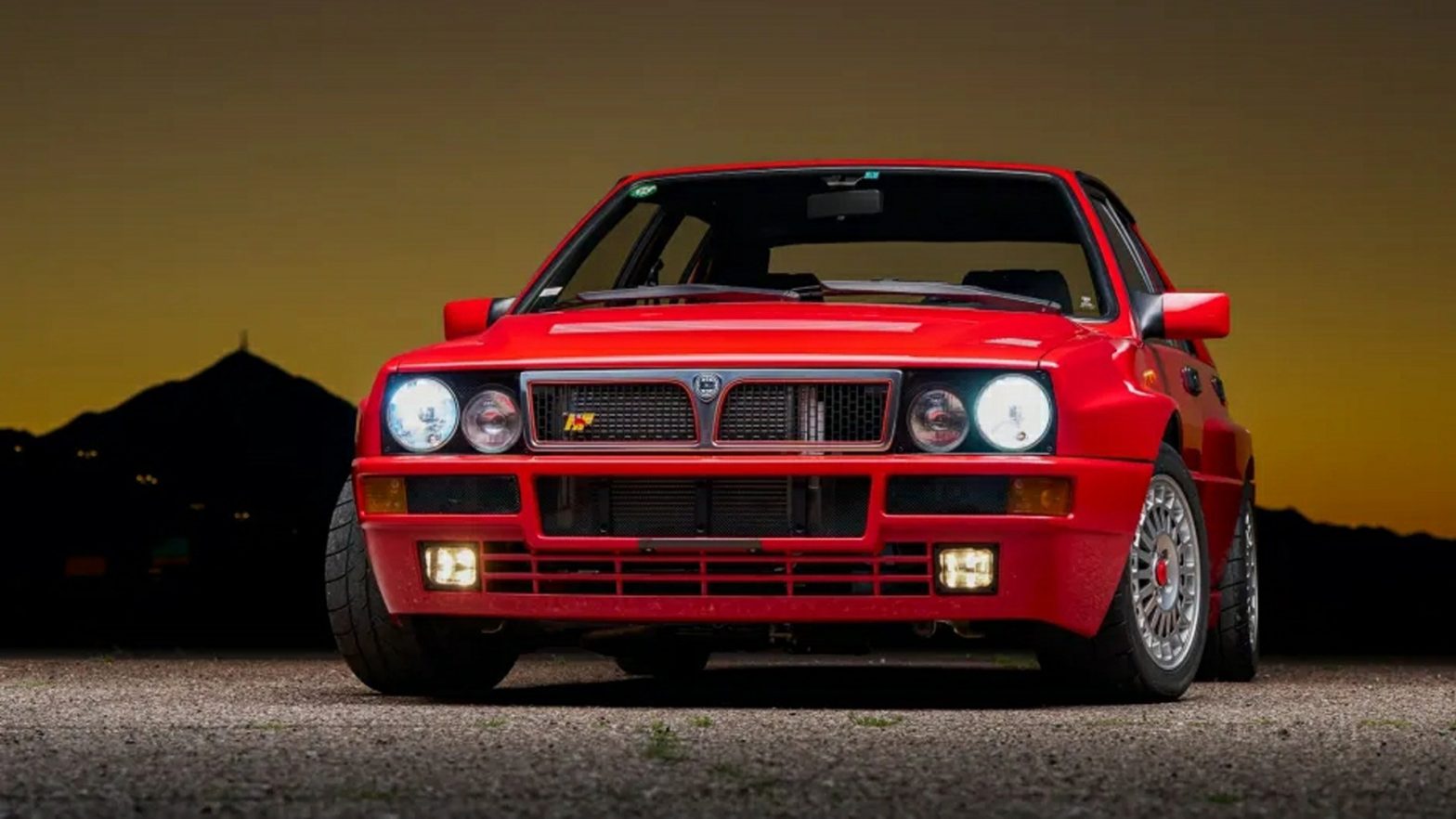 Ralph Gilles' 1992 Lancia Delta Integrale Evo 1 Hits The Auction Stage ...