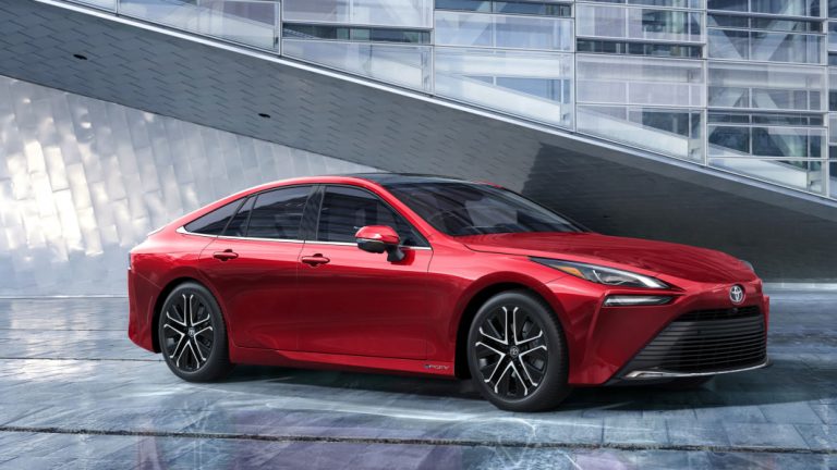 The 2024 Model Year Brings a Subtle Refresh for the Toyota Mirai - DAX ...