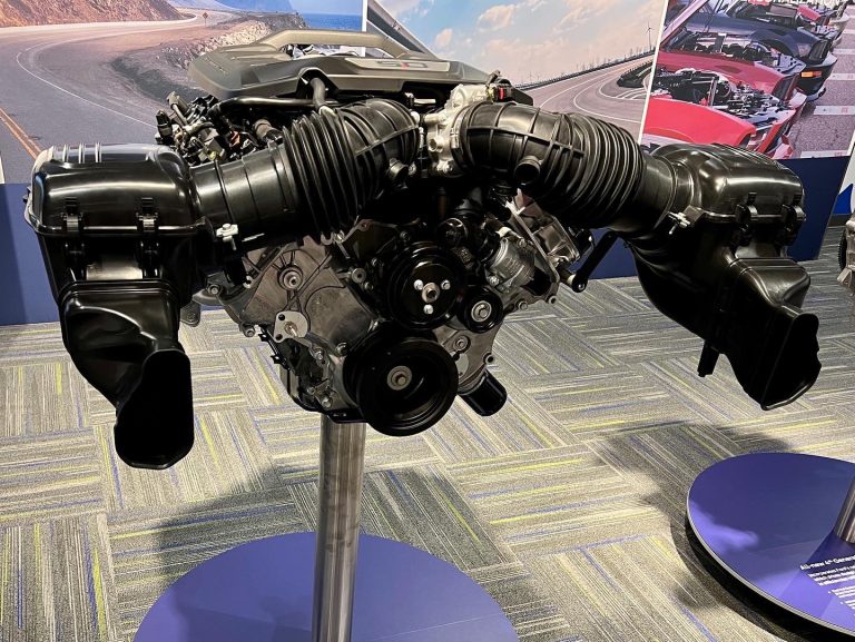 Ford Mustang GT's Fourth-Generation Coyote V8 Now Offered as Crate ...