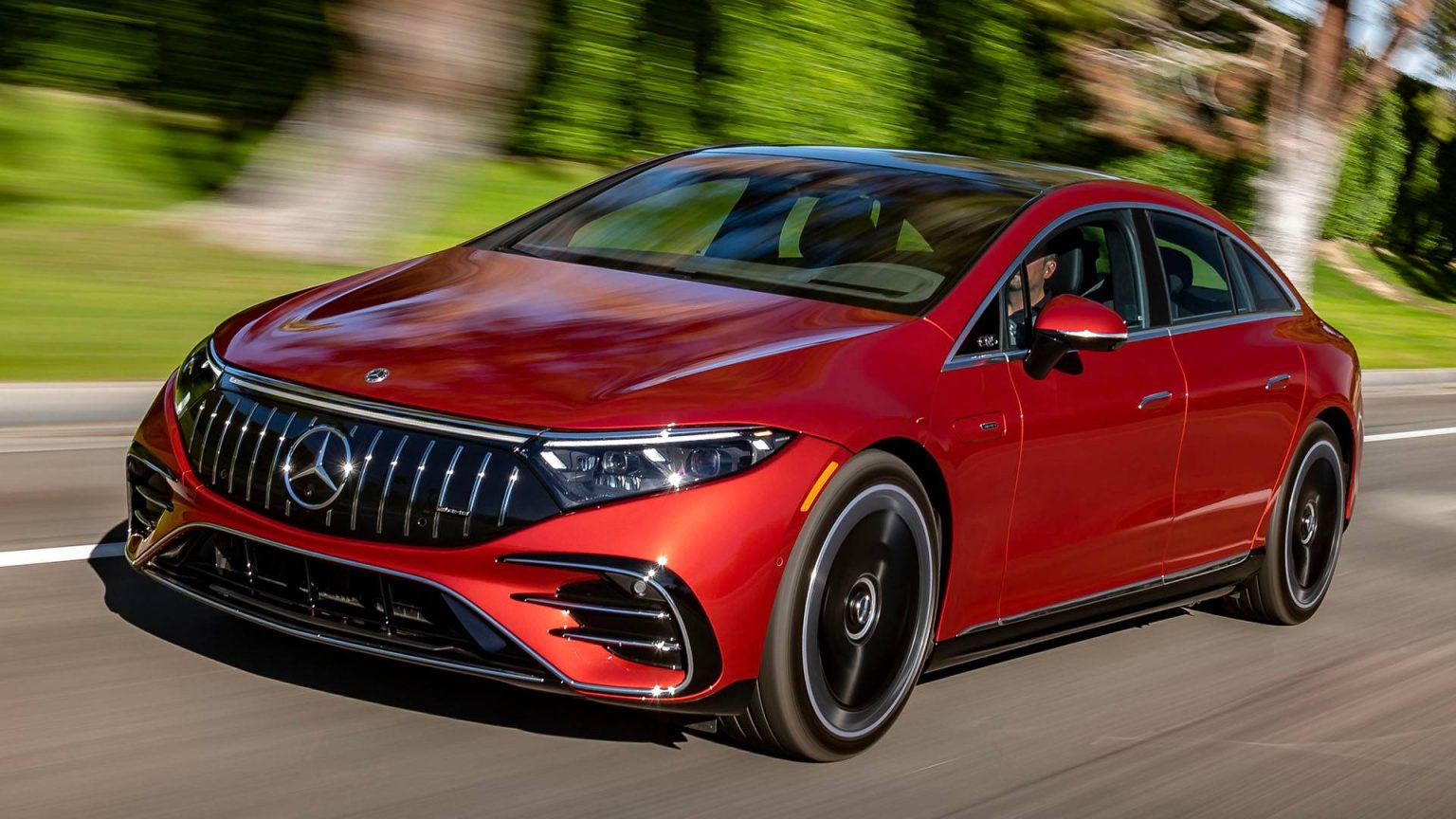 2024 BMW i7 vs 2024 Mercedes-Benz EQS Sedan: A Detailed Comparison ...