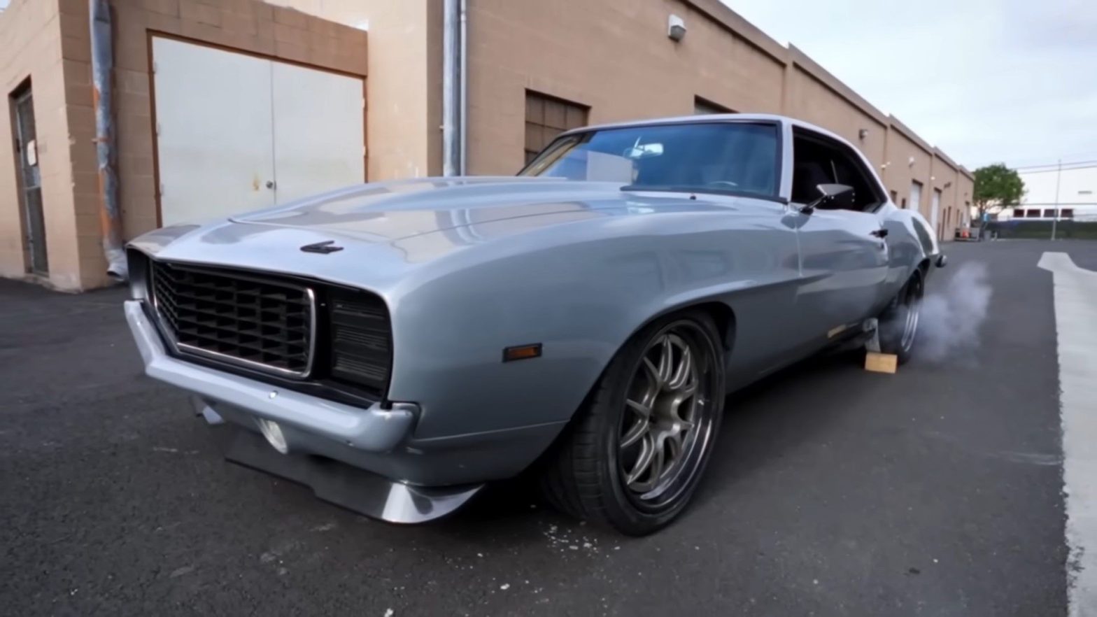 Inside Look at a Powerful Drag Racing Engine: Exploring a Coyote V8 ...