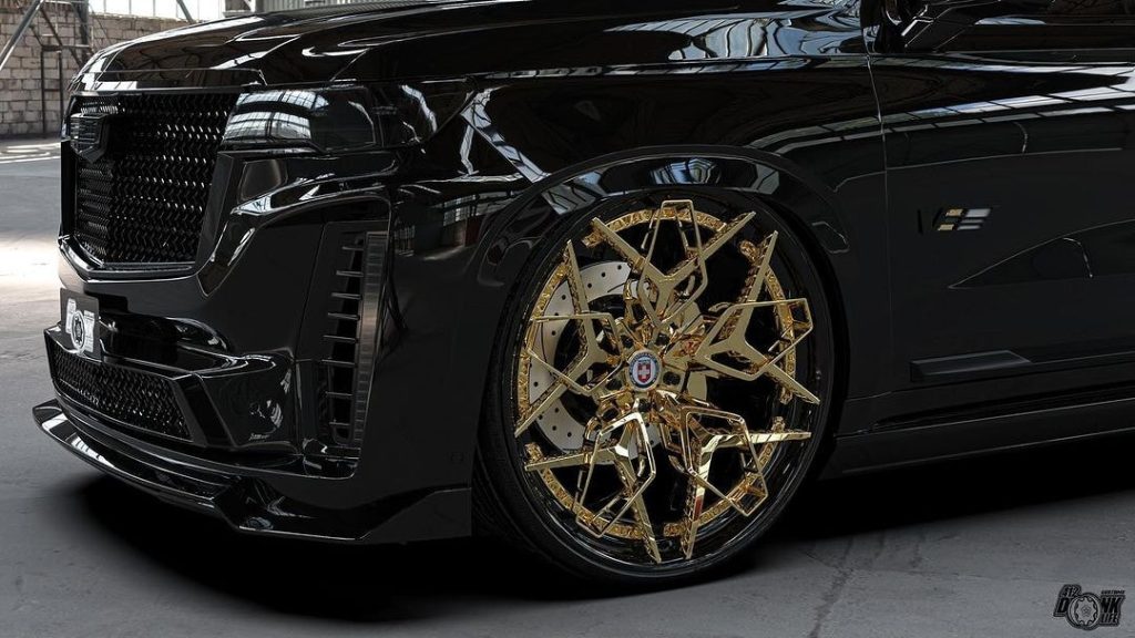 Cadillac Escalade: Luxury SUV Customization & Digital Transformations ...