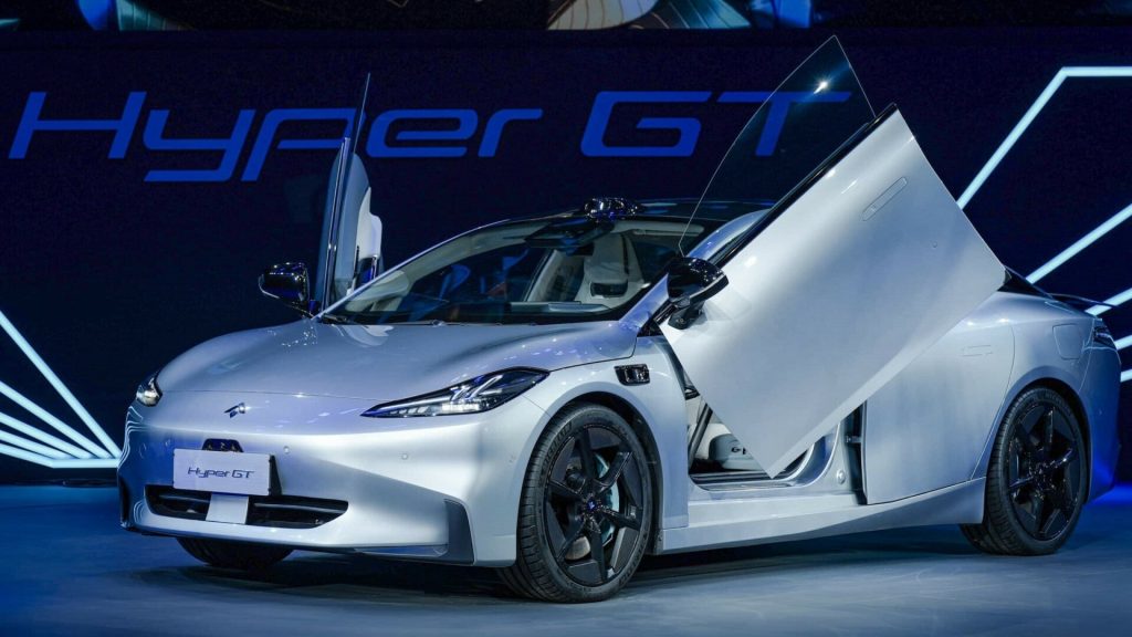 Chinese EV Maker GAC Aion Reveals Solid-State Batteries Promising Upto ...