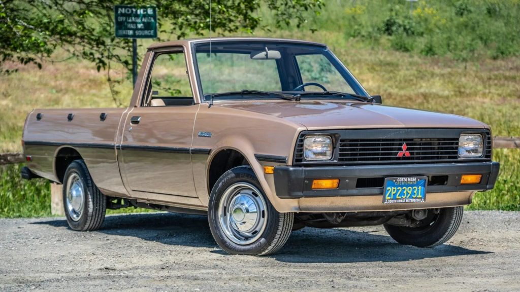 Discovering A Time Capsule: The Story Of A 1985 Mitsubishi Mighty Max ...