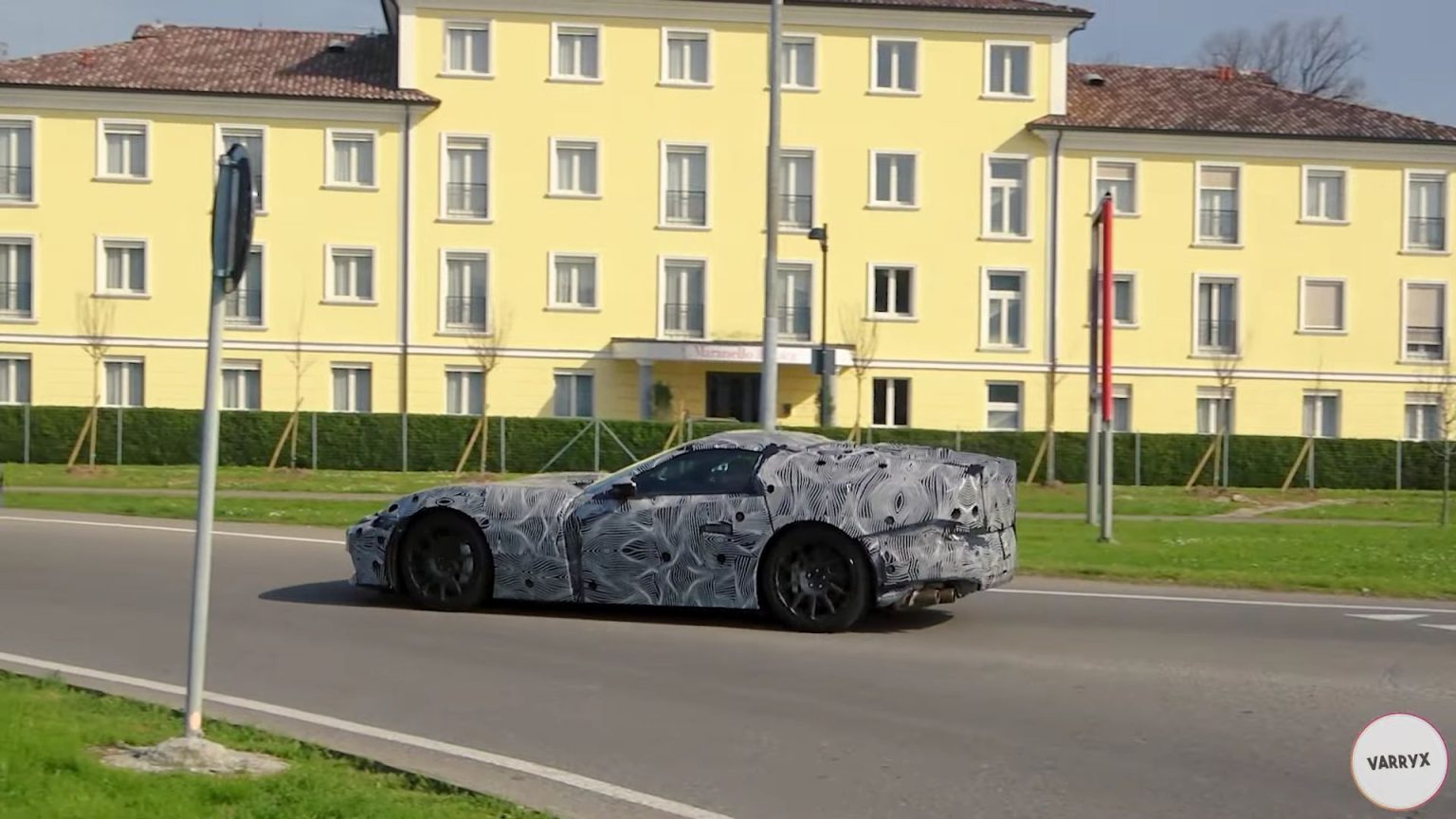 Ferrari F167: Convertible Successor Insights - DAX Street