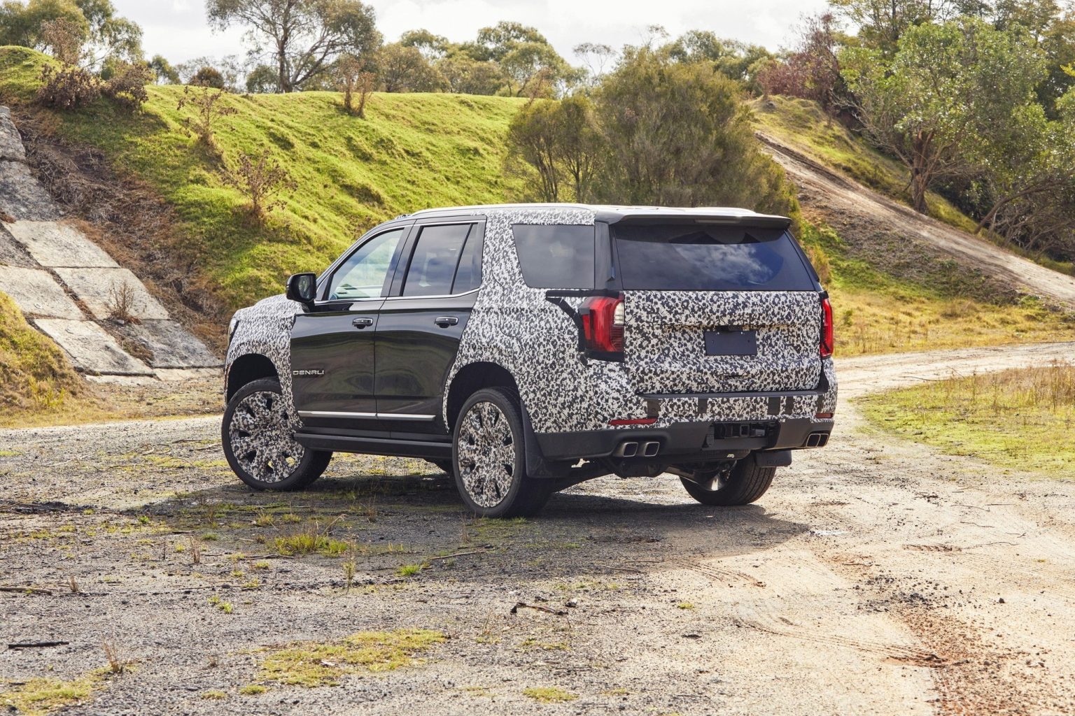 GMC Yukon Arrives in Australia: RHD Configuration Revealed - DAX Street