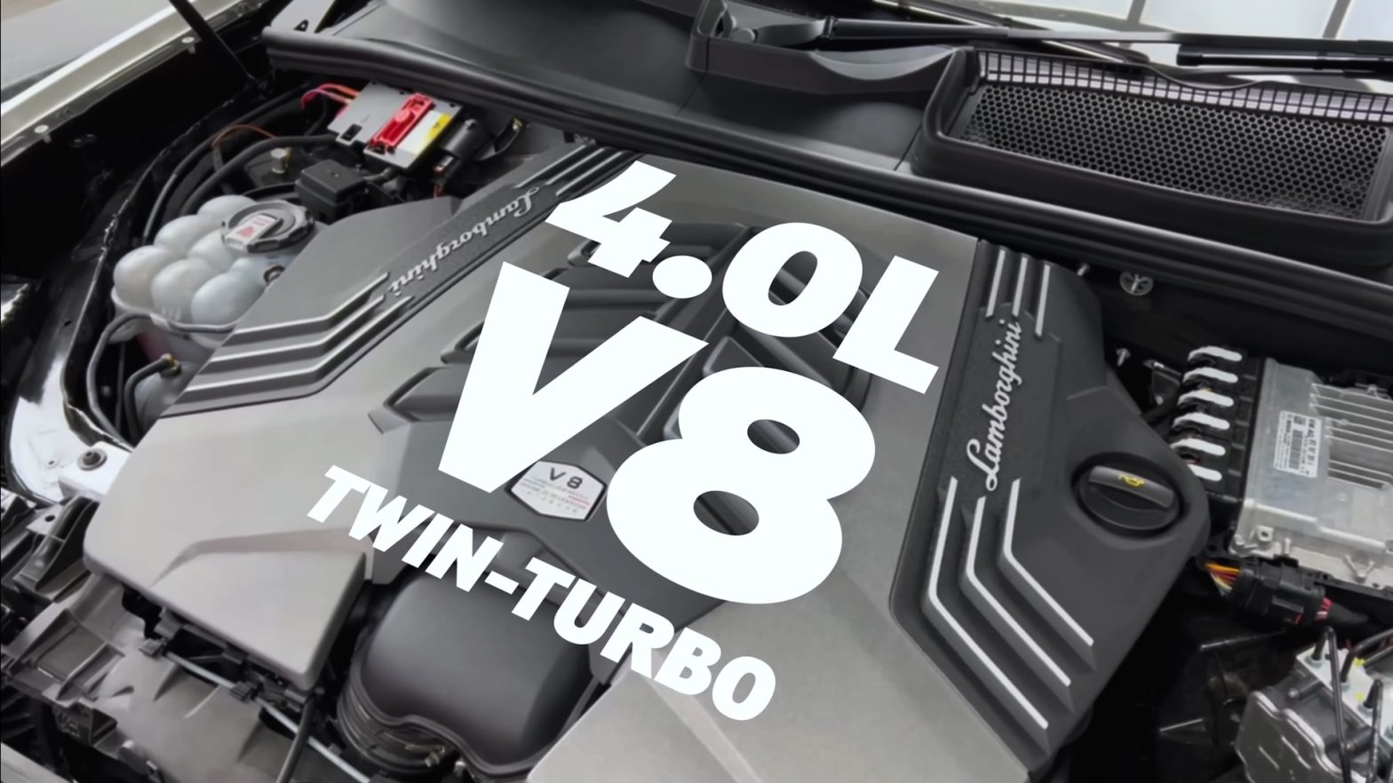 Lotus Eletre R vs. Lamborghini Urus: EV Power vs. V8 Roar in Hyper-SUV ...