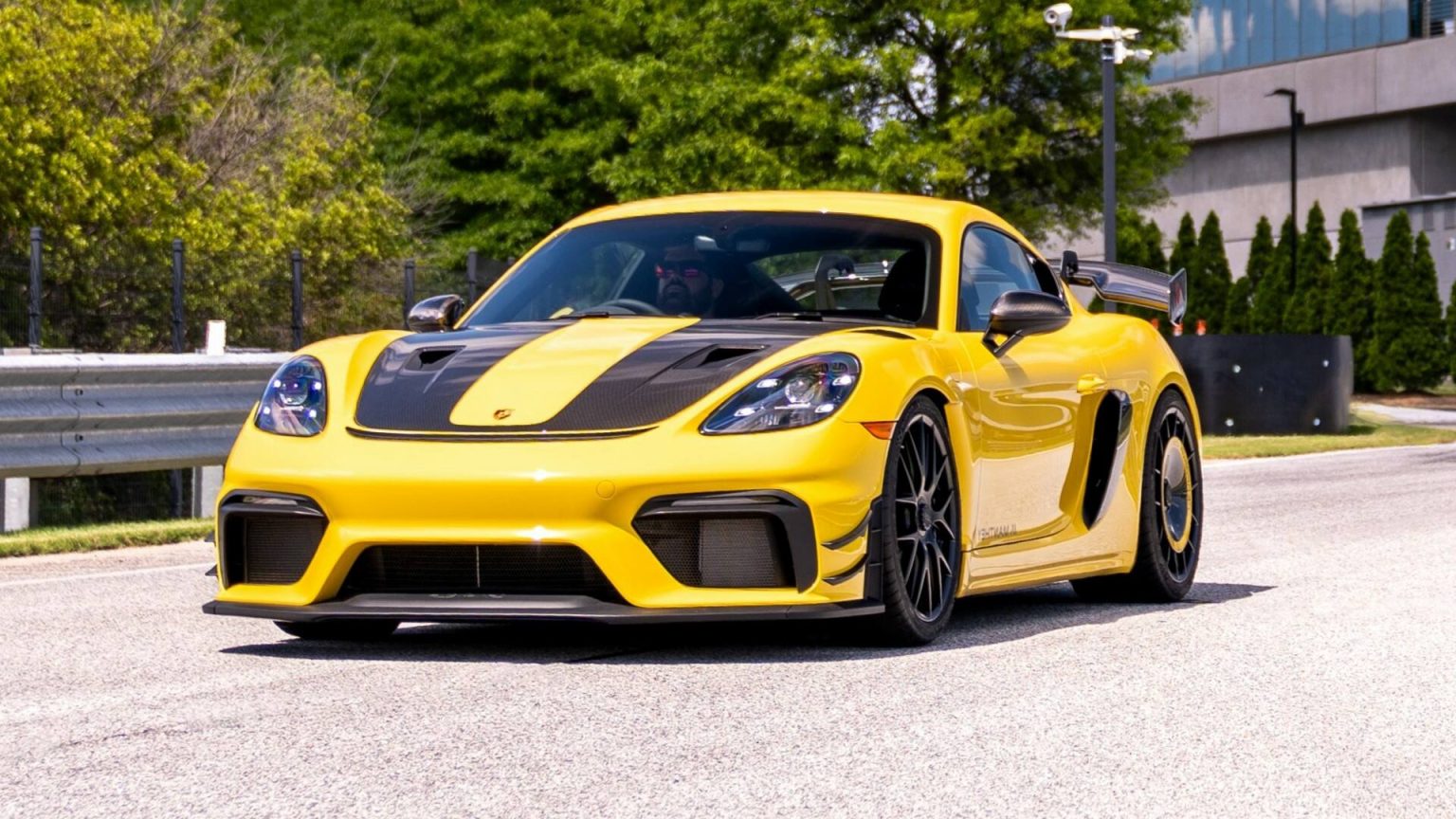 Manthey Kit Enhances Performance Of Porsche 718 Cayman GT4 RS In The U ...