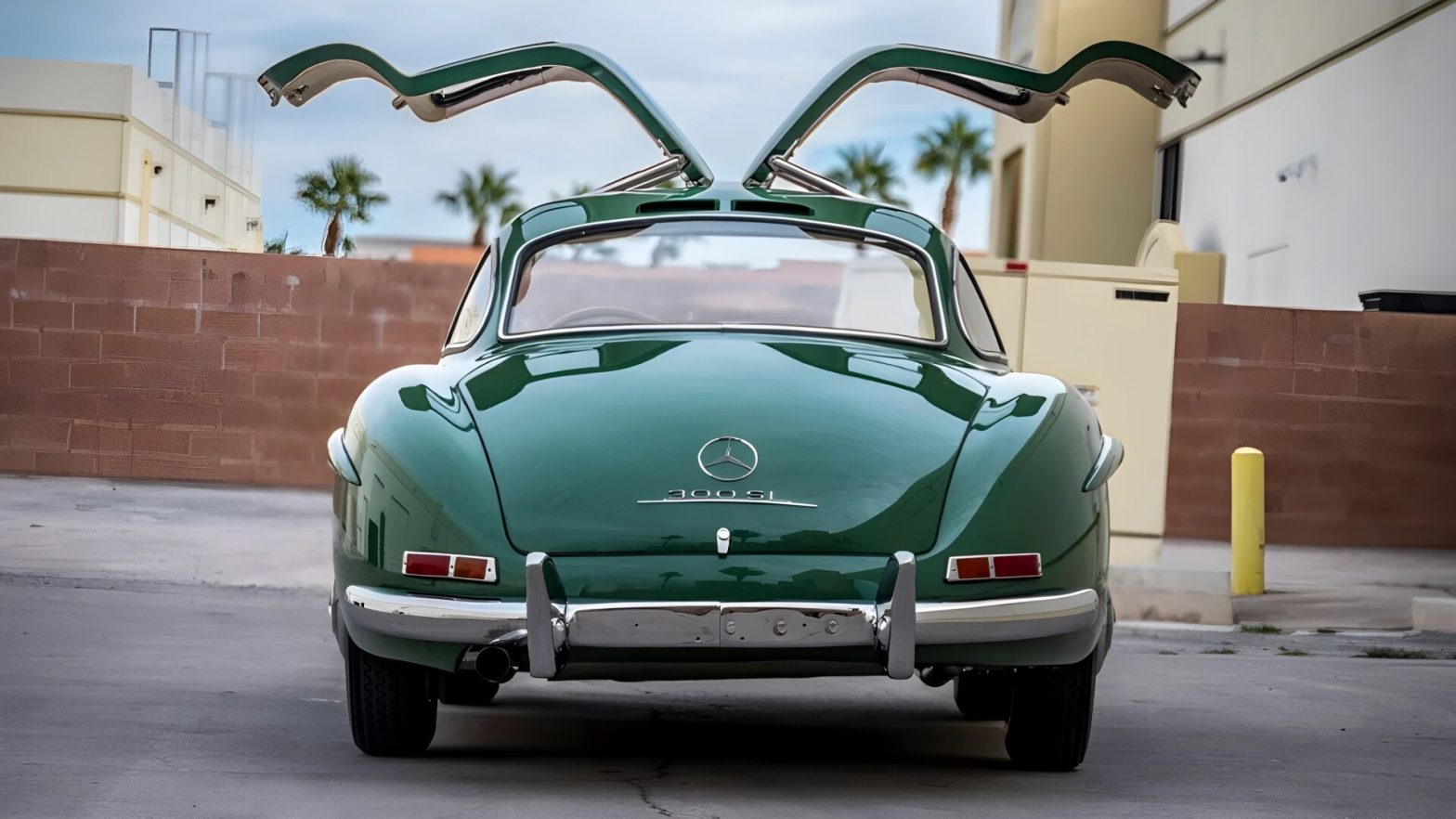 The 1955 Mercedes-Benz 300SL Gullwing: A Classic Masterpiece On The ...