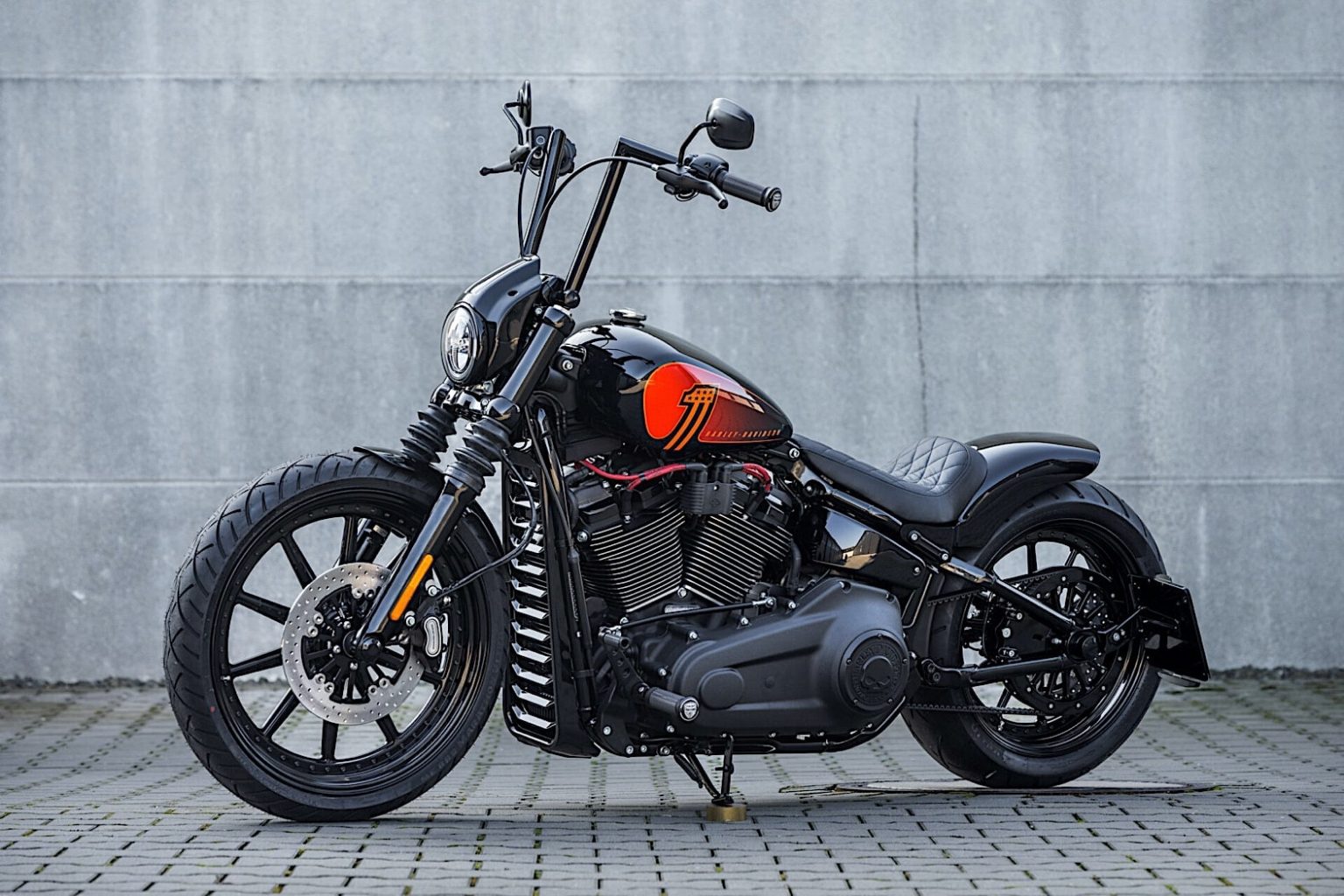 Thunderbike's Street Runner: Redefining Harley Customization - DAX Street