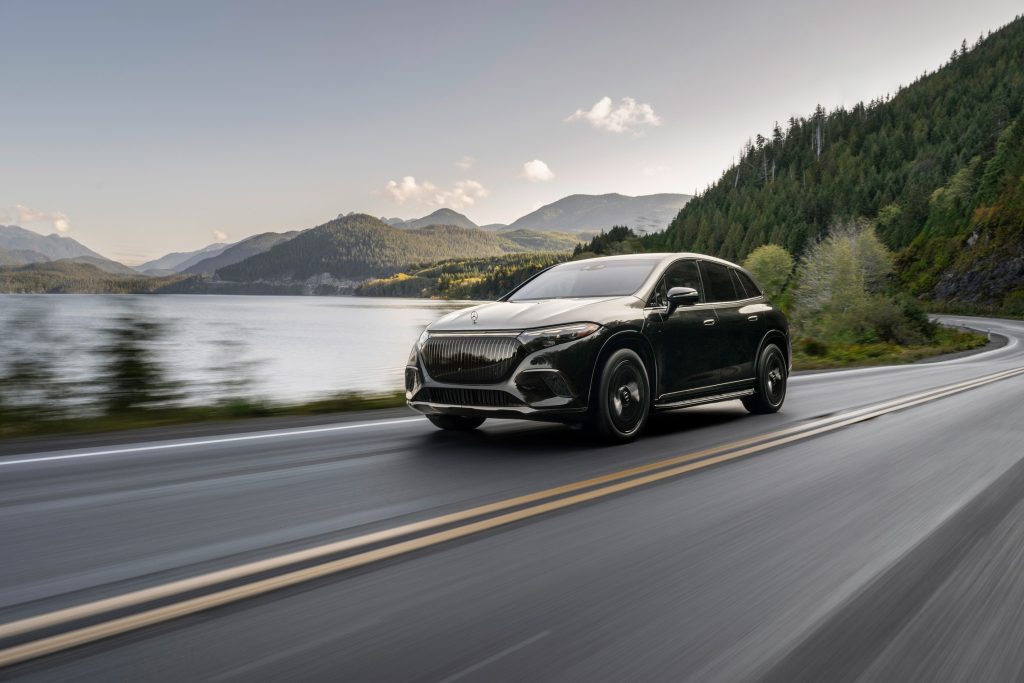 Mercedes-Maybach EQS 680 SUV: Luxury, Electrification, and Opulent ...