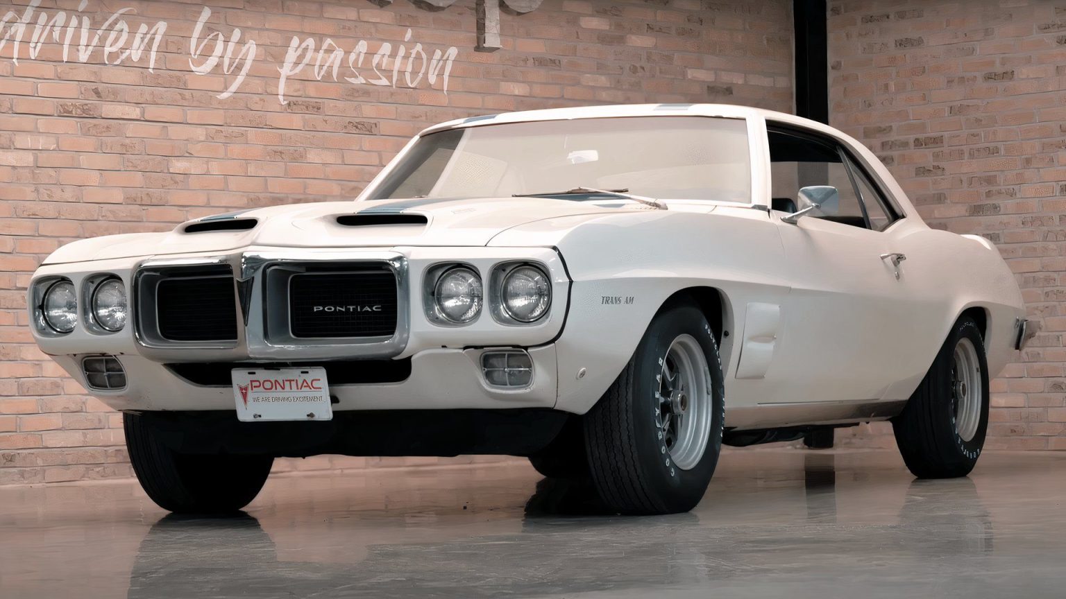 The Ultra-Rare Gem: The Radical SR8's Exclusive 2.7L V8 Engine - DAX Street