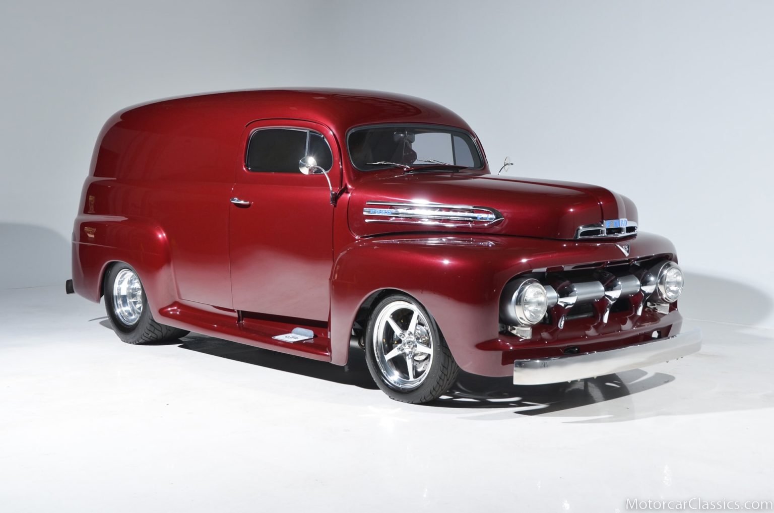 Discover the Ultimate Custom 1951 Ford F-1: A Masterpiece of Meticulous ...