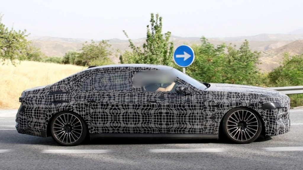 BMW 7 Series Mid-Cycle Update: A Preview of the G70 Facelift's ...