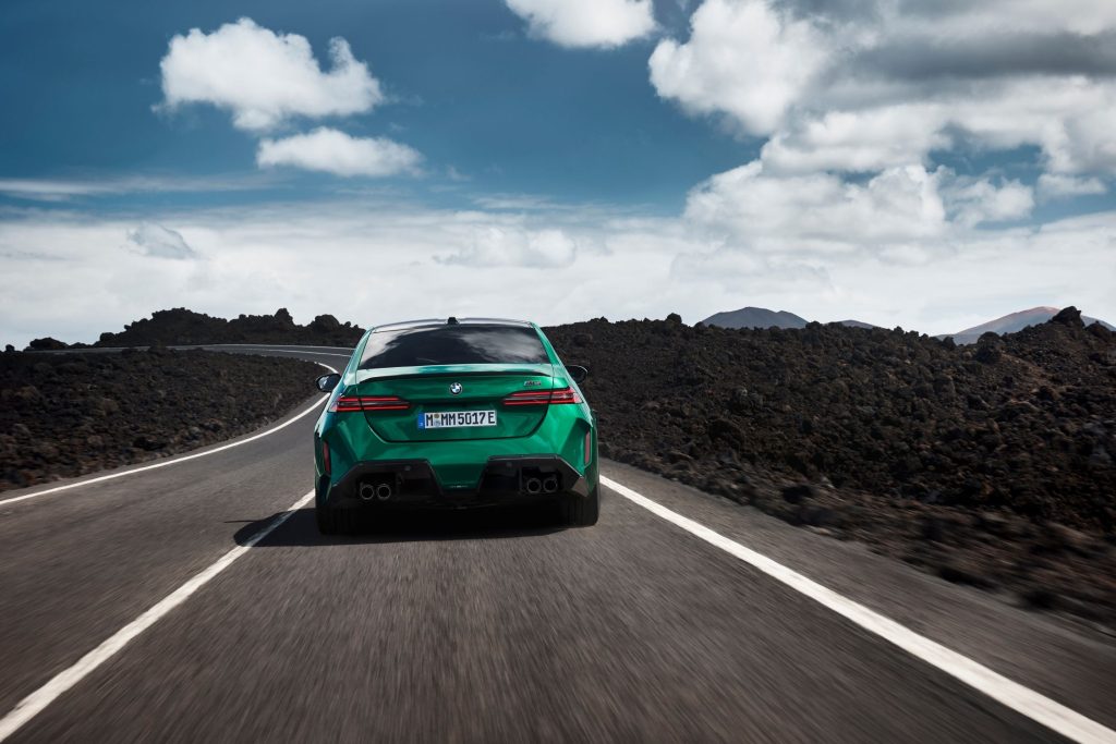 BMW G90 M5: Hybrid Power and High-Performance Sedan Revealed - DAX Street