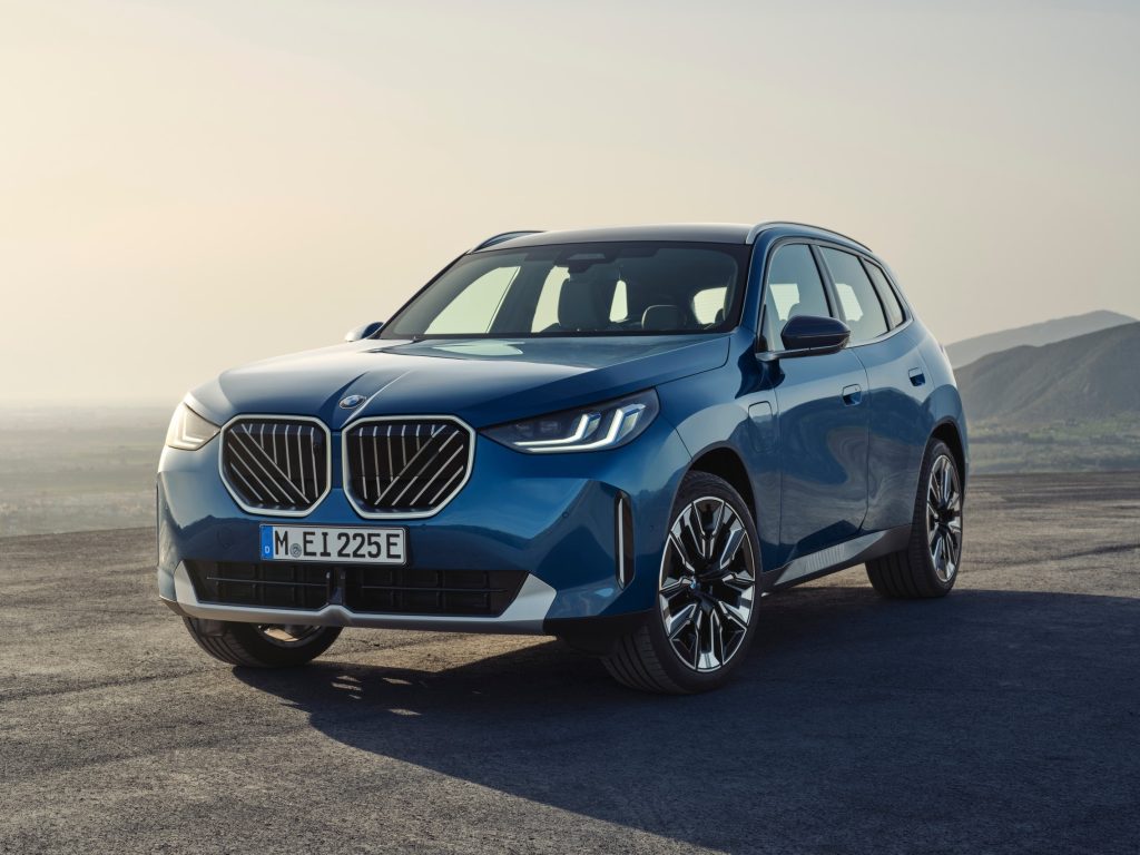 Global Rollout of the 2025 BMW X3: Variations in Pricing and Powertrain ...