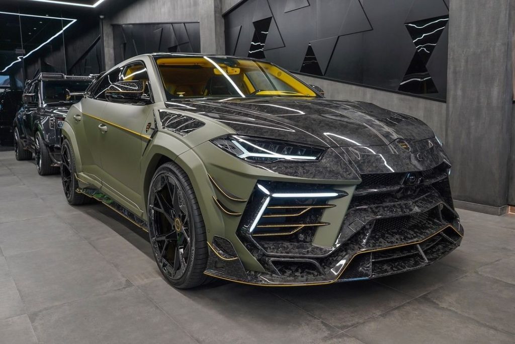 Mansory Venatus S 900: Transforming the Lamborghini Urus with 887 HP ...