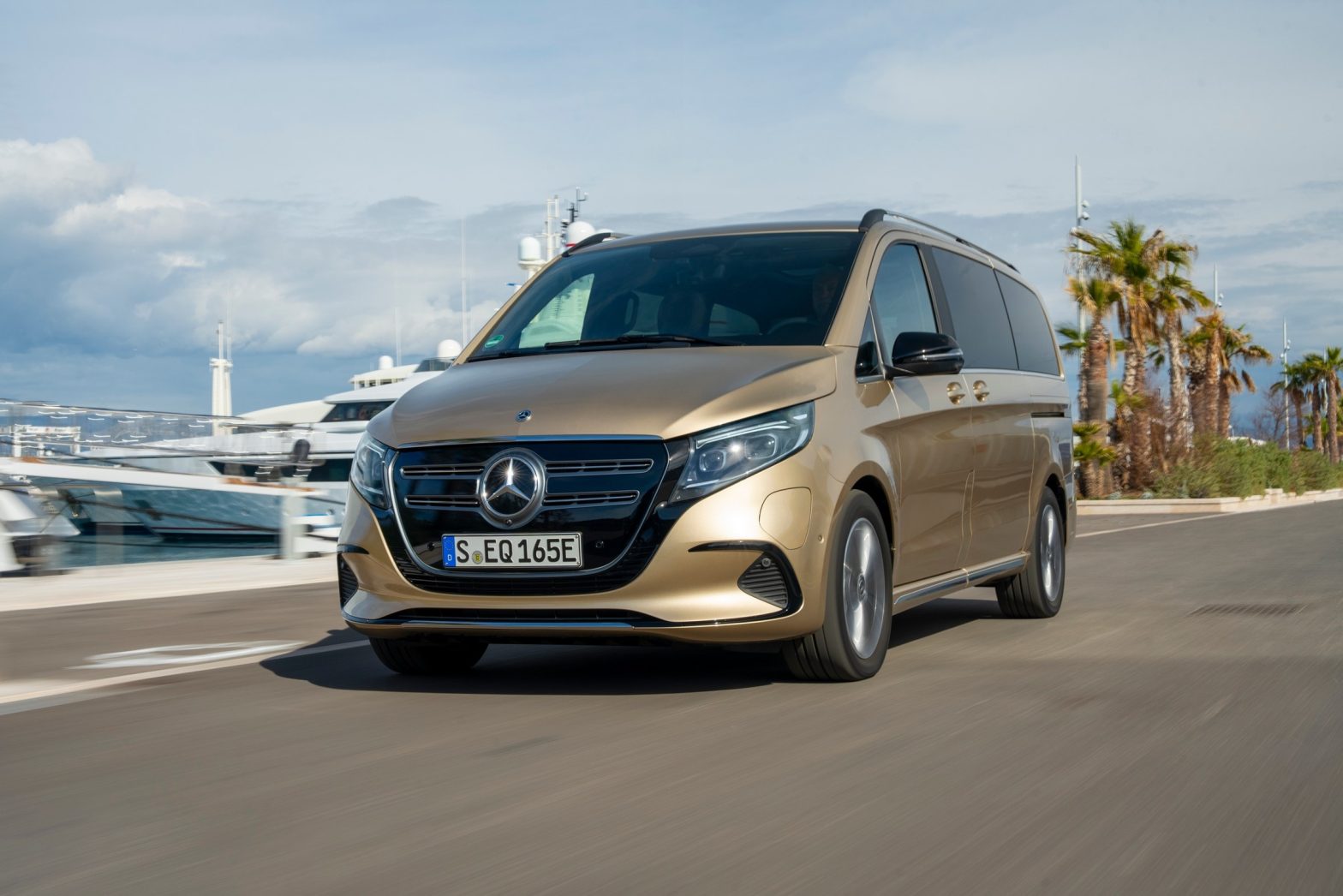 2024 Mercedes-Benz Vito and V-Class Minivans Get Comprehensive Refresh with New Tech and Safety ...