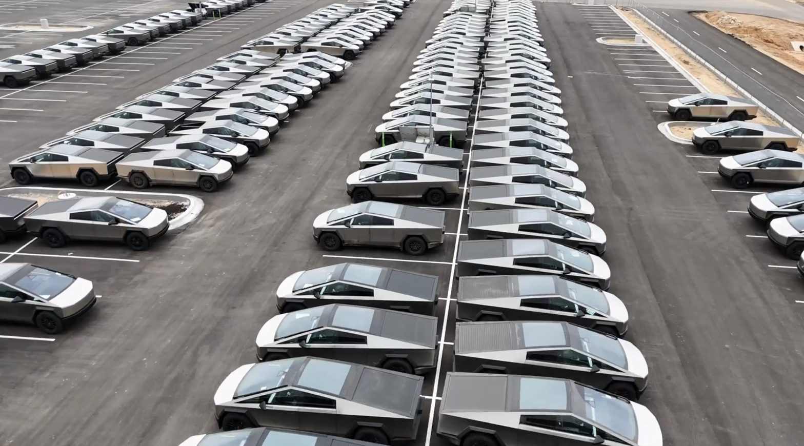 Tesla Cybertruck Faces Rapid Decline in Resale Value Amid Quality ...