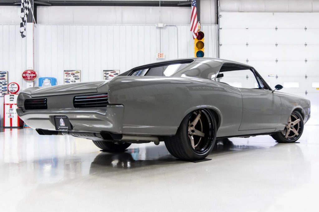 Restored 1966 Pontiac GTO Commands $156K at Auction with Modern ...
