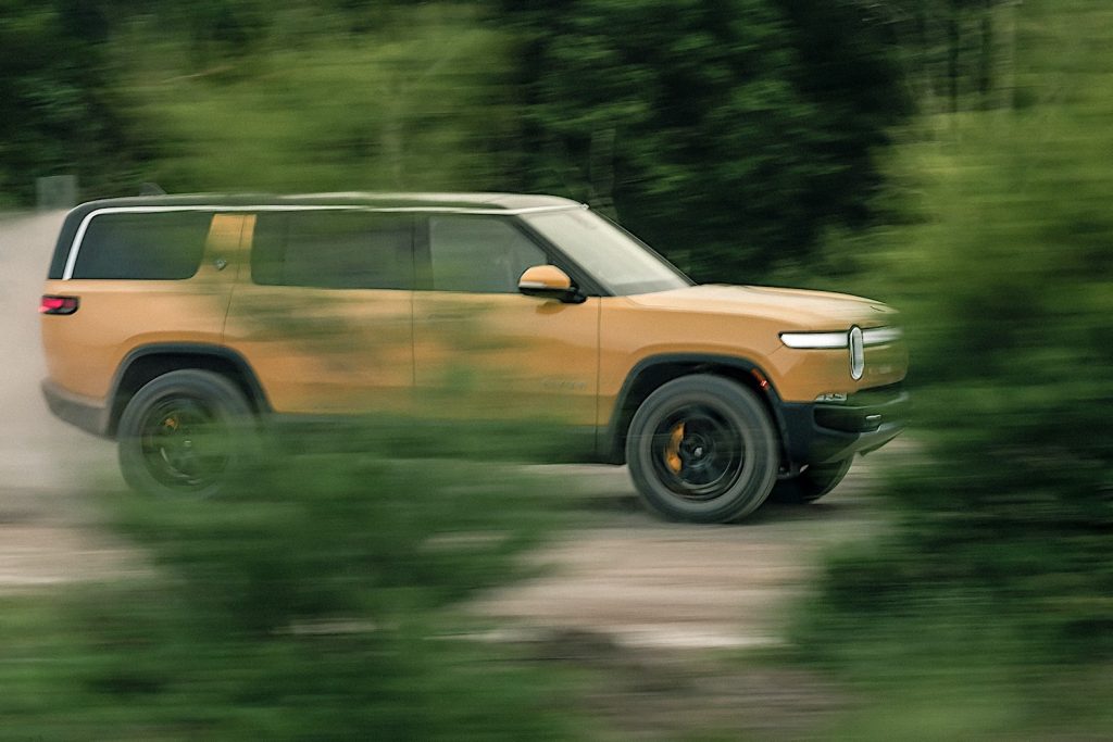 Rivian's 2025 R1S SUV Delivers 1,000 HP and Luxury for Electric Off ...